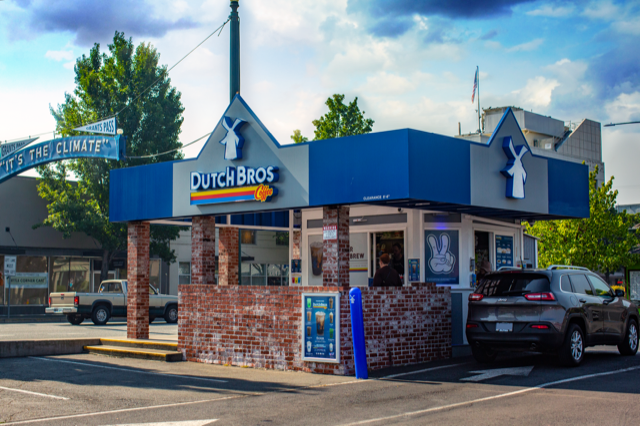 Dutch Bros bolsters leadership team with former Starbucks executives